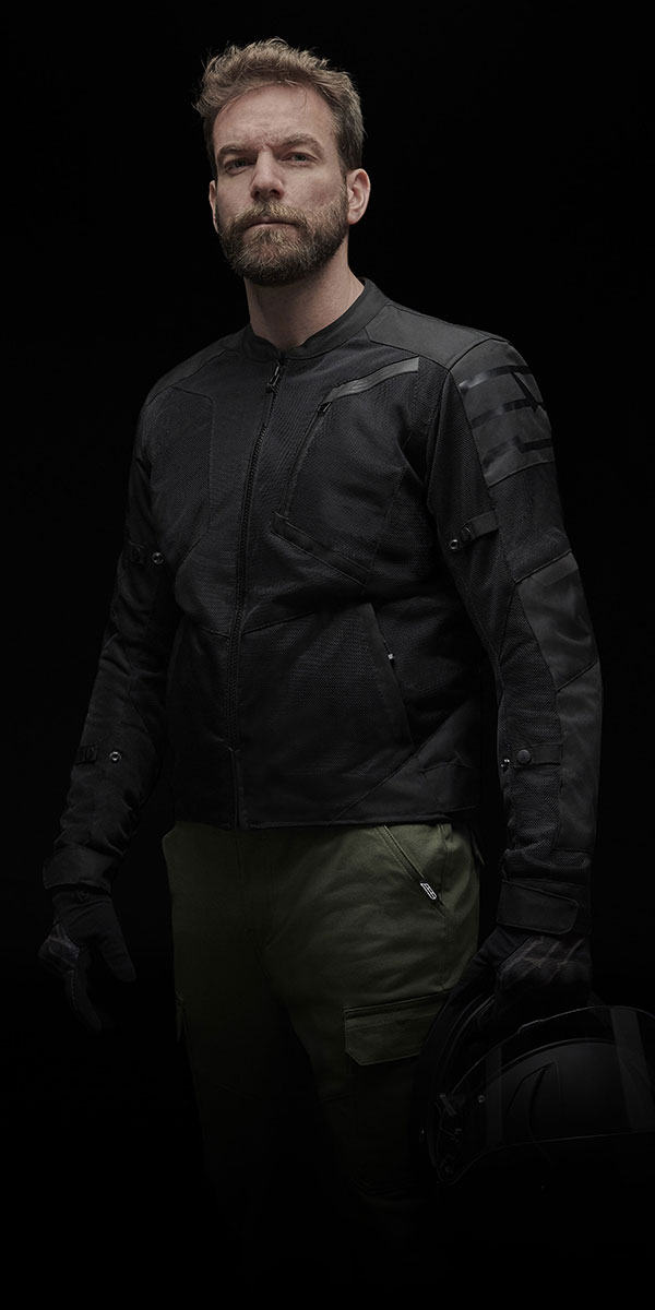 AXO: Motorbike Clothing and Protections