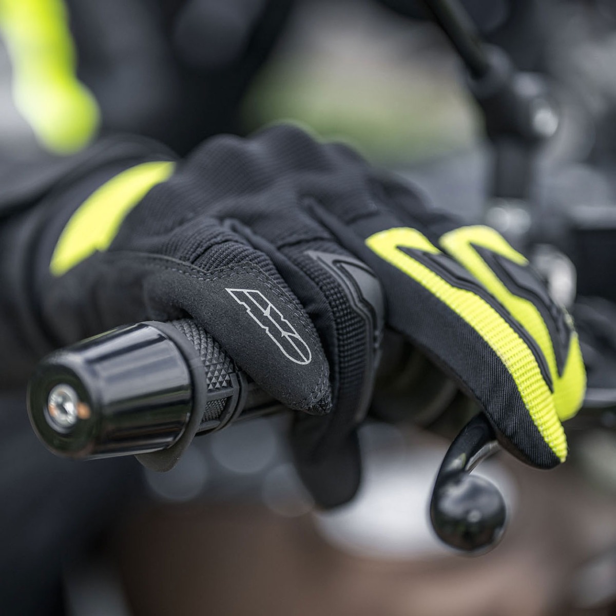 AXO: Motorbike Clothing and Protections